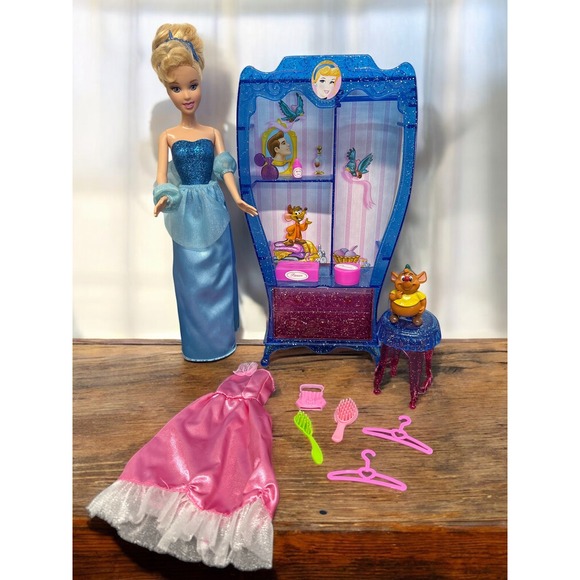 Toys | Mattel Disney Cinderella Dressing Room Playset Gus Mouse Dresses ...